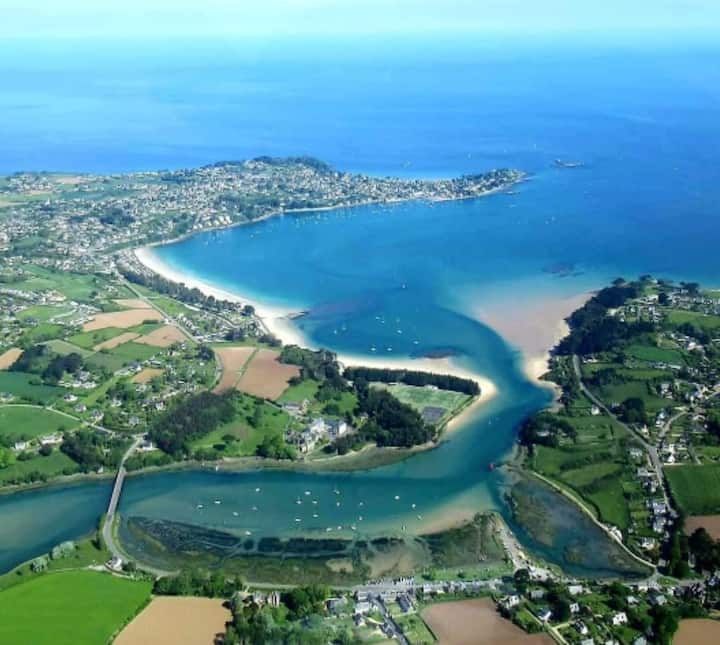 Maison Avec Vue Mer, La Plage à Pied ! - Locquirec
