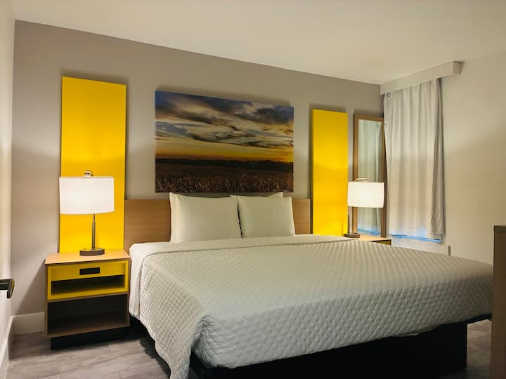 Coastal Comfort Near Boynton, Delray And Beaches - Boynton Beach, FL