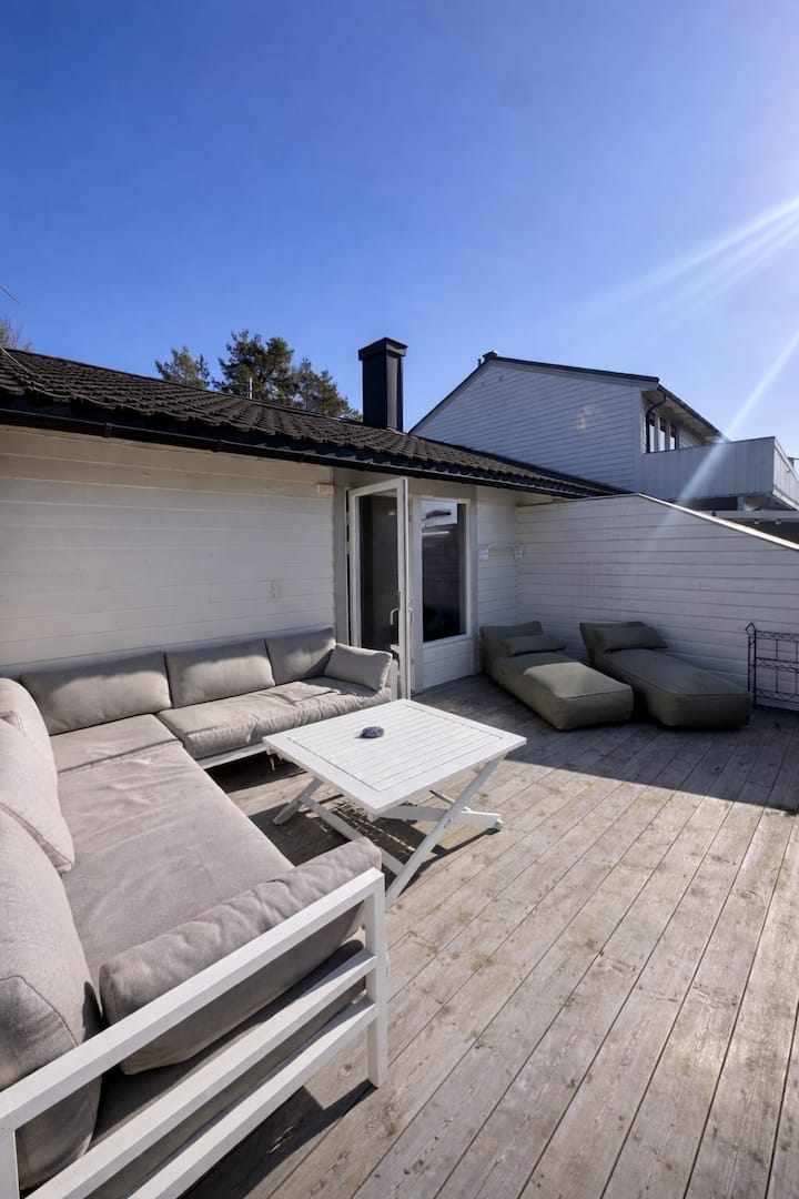 Koselig Barnevennlig Rekkehus Med To Soverom - Kristiansand