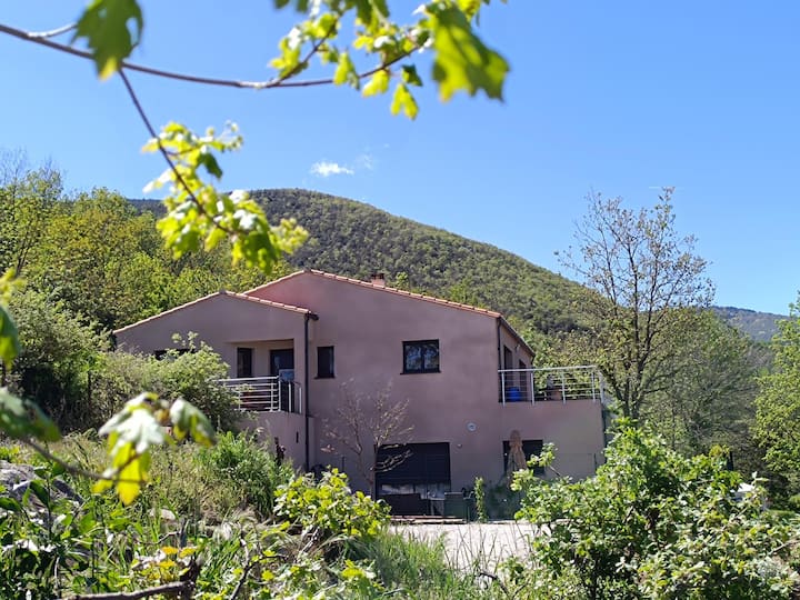 Gîte Monthawaii "Mauna Loa" 4* Jardin/parking - Prades, France