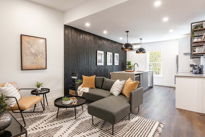Sunlit Pet Friendly Retreat Near Halifax Downtown - Halifax