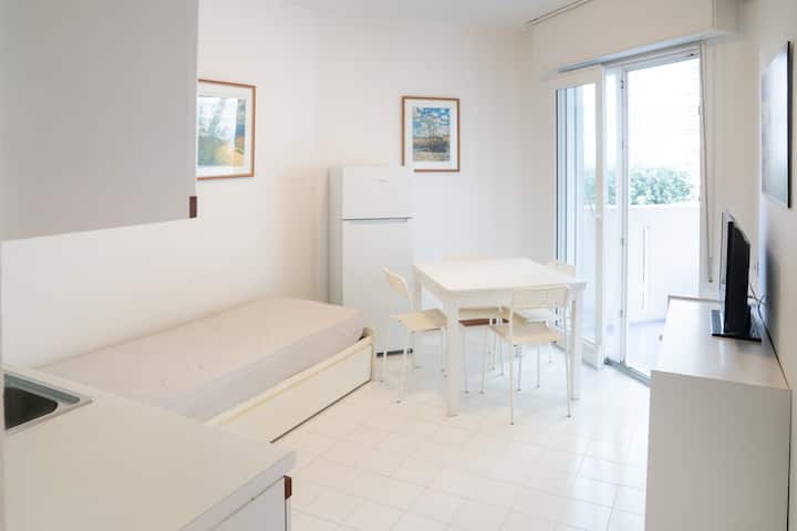 Mv6 - Appartamento Fronte
Mare Con Piscina Lignano - Lignano Sabbiadoro