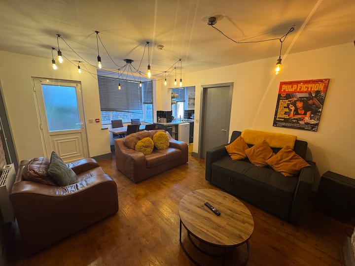 Waterloo Apartment 4 Bed 3 Bedrooms - Blackpool