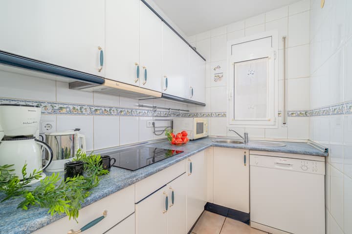 Apart. Completo Con Piscina, Barbacoa, Parking- C - Empuriabrava