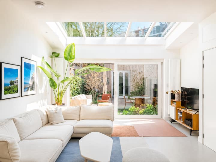 Big Central Luxury Canal House With Sunny Garden - Amsterdam