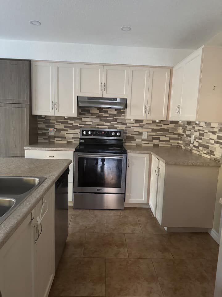 Ridgewood Crt - Woodstock