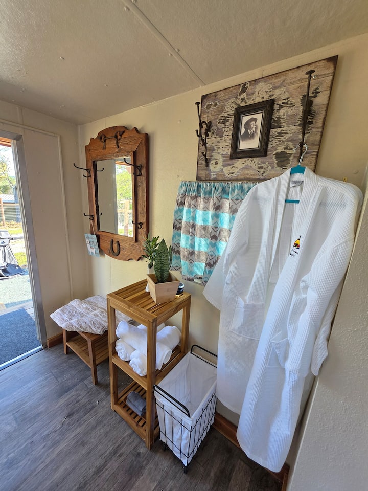 Tipi At The Lazy Oaks Ranch - Lake Amador Resort, Ione