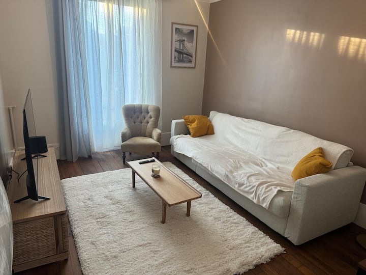 Bel Appartement Entièrement Rénové - Bagnolet