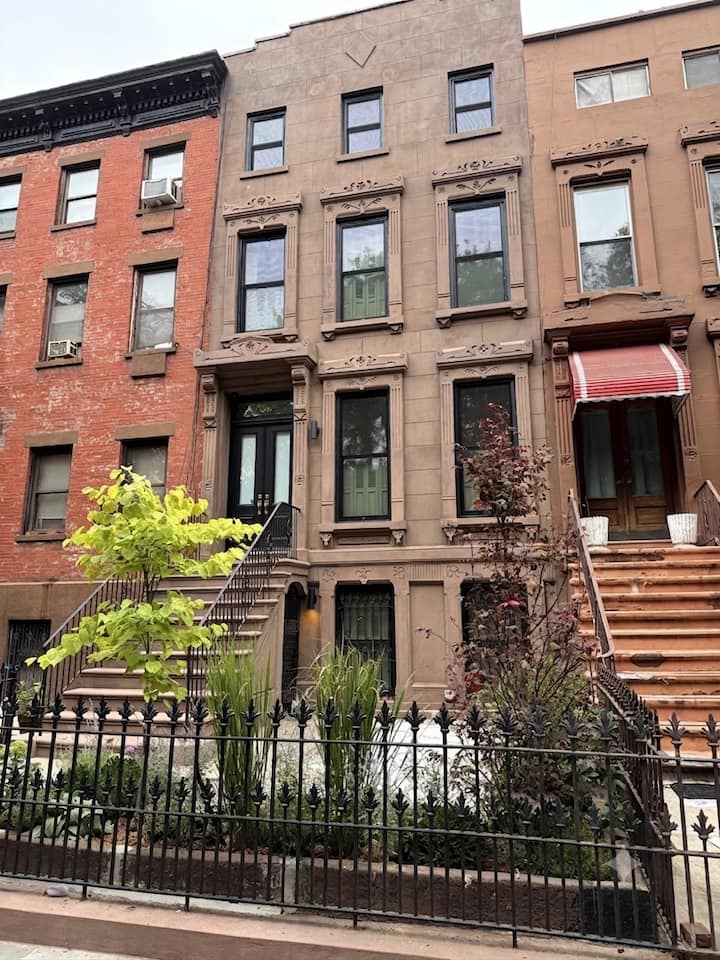 Private Garden Apartment In Brooklyn Brownstone - Brooklyn, NY