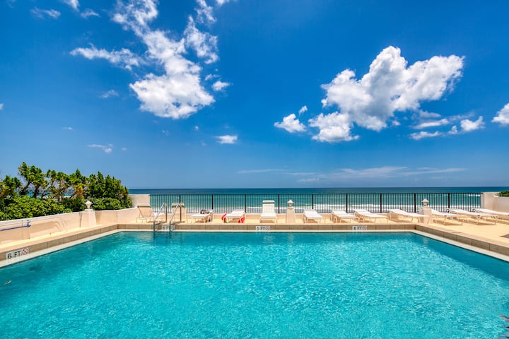Oceanfront Condo | Indoor + Outdoor Pool | Hot Tub - Daytona Beach Shores, FL