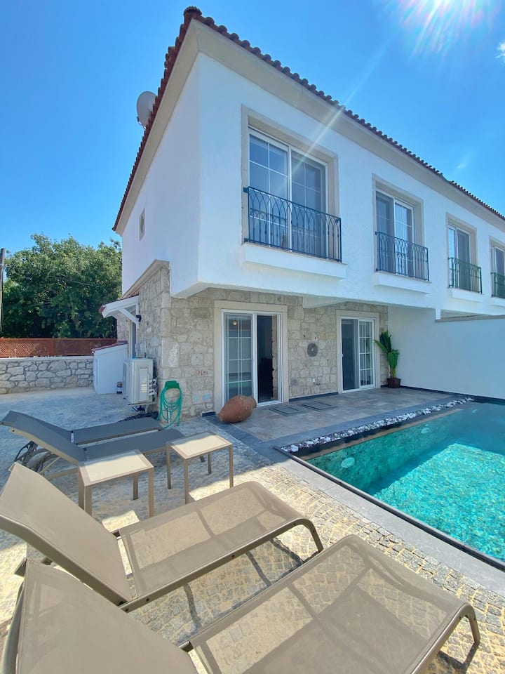 Havuzlu Taş Villa 3, Alaçatı ÇArşı Içi - Alaçatı