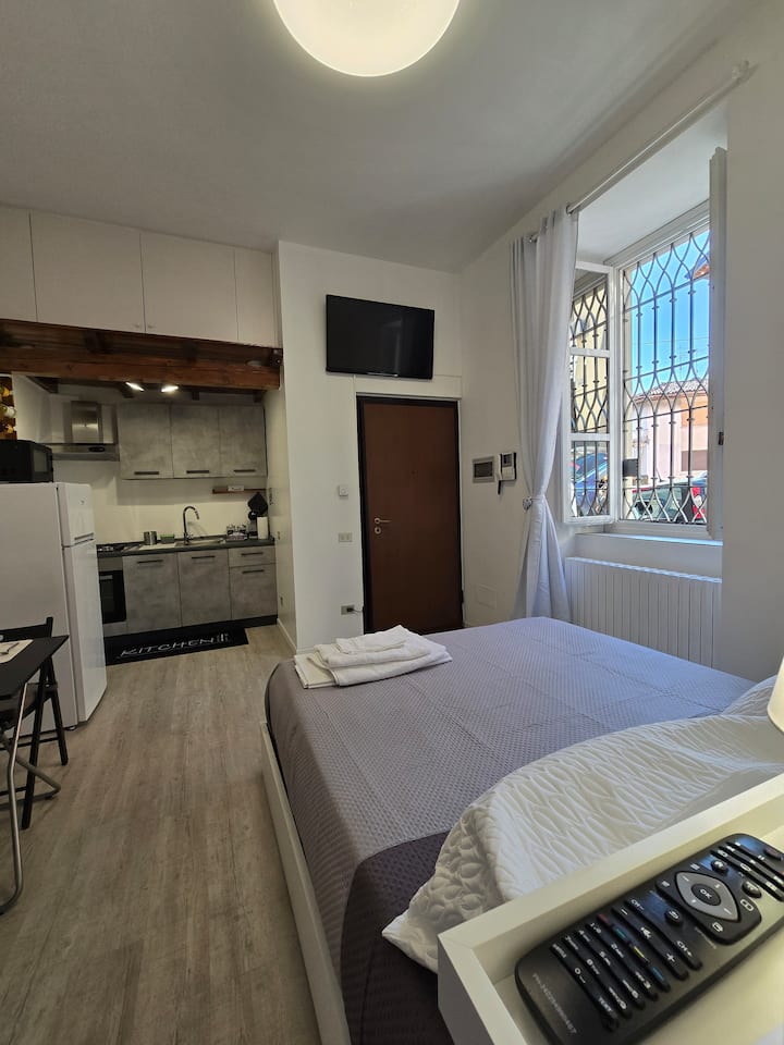 Elegante Monolocale A Lecco Lago Di Como Wi-fi - Lecco