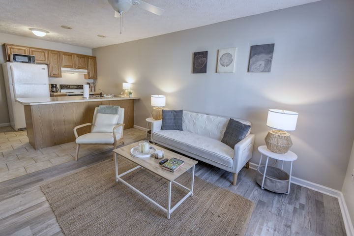 Clean And Cozy Apartment In Quiet Community. - Abingdon, VA