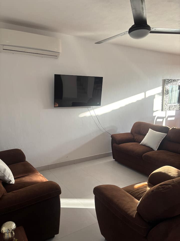Residencia En Coto Con Albercas Y Terraza Comunes - Manzanillo, Colima, Mexico
