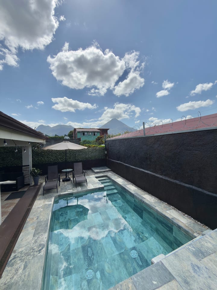 Casa Con Piscina Privada En La Fortuna - La Fortuna