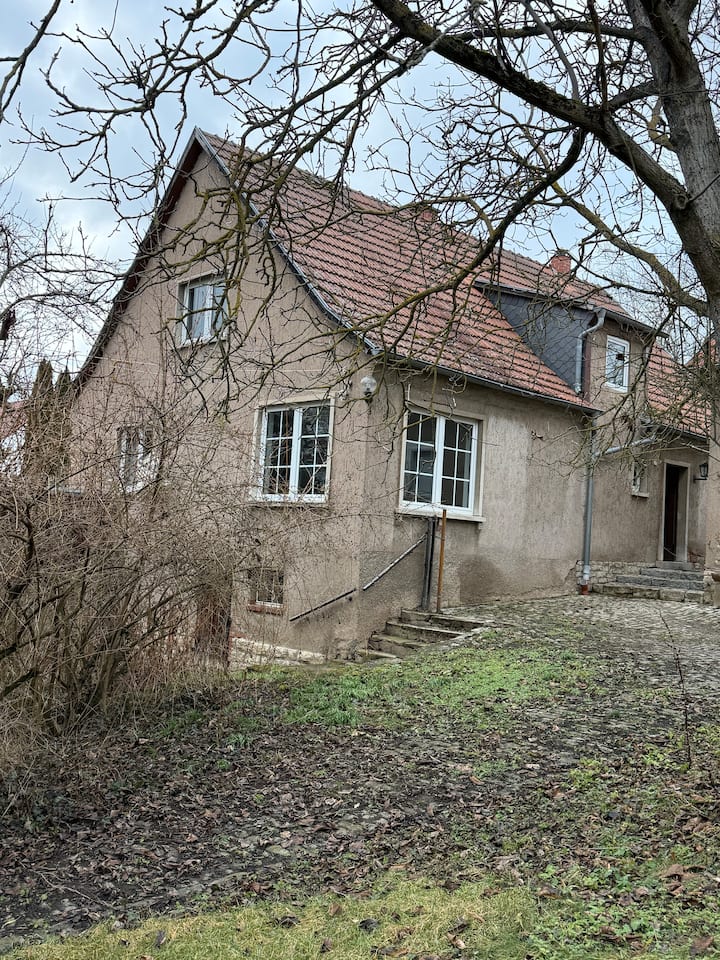 Ferienhaus Im Grünen Umfeld Erfurts - 5 Schlafzimm - Erfurt