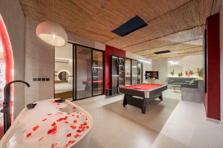 Luxury 2br Rooftop | Billiards & Hot Tub | 85 Qled - Saudi Arabia