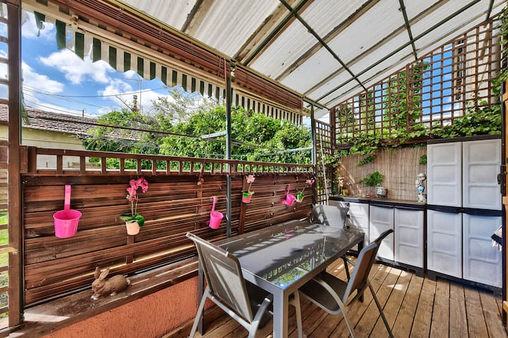 Nouveau : Duplex 90m² + Terrasse – Propre & Calme - Villeurbanne