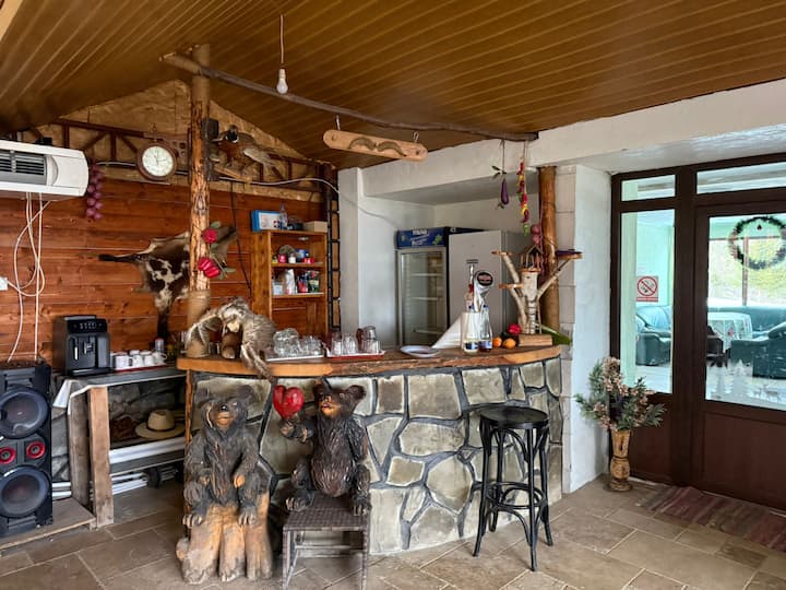 Pensiune Rustică Formată Din 3 Cabane - Bicaz