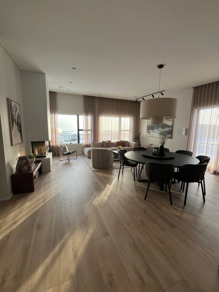 Cozy Family Home Near Keflavik Airport - Iceland