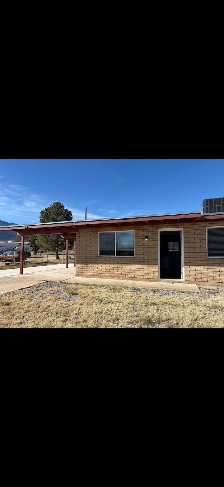Modern Luxe Escape In The Heart Of The City - Sierra Vista, AZ
