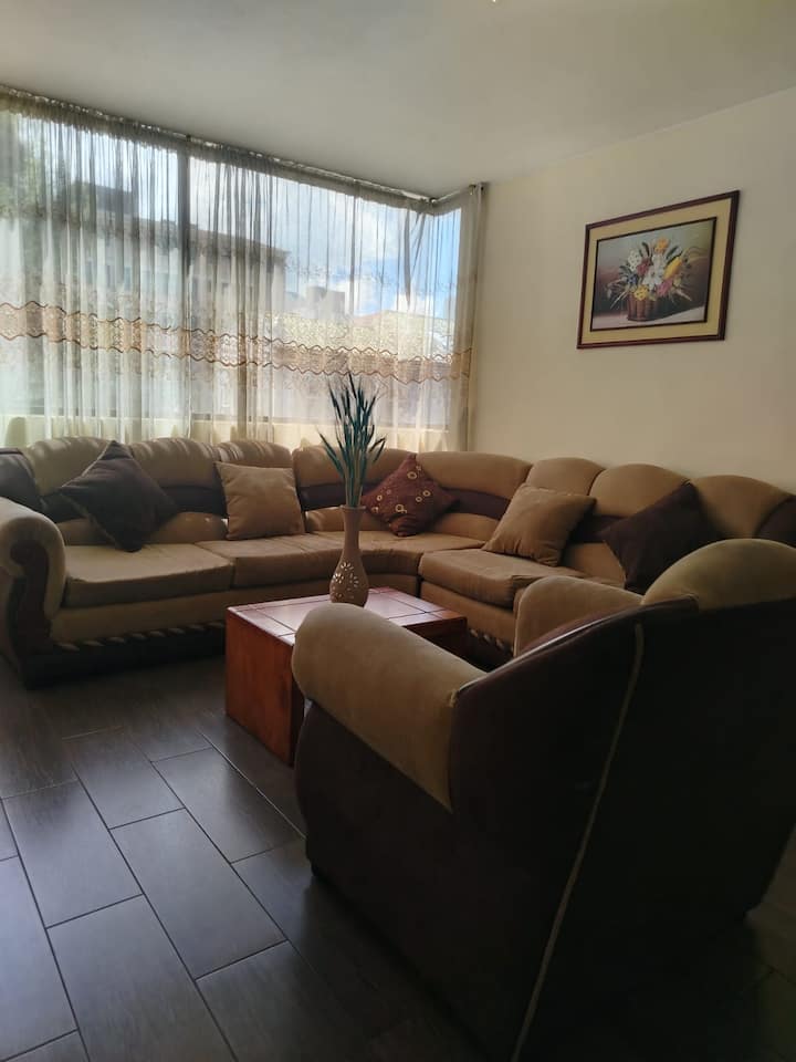 Español - Quito