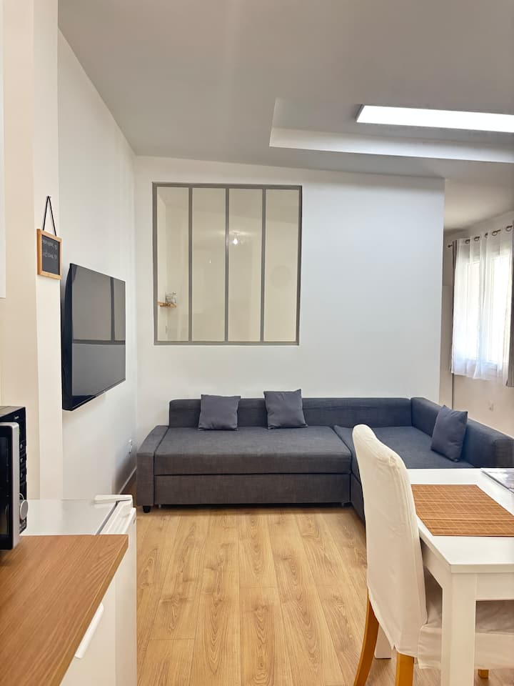 Suite Moderne Avec Verrière• Proche Paris - Parc Des Expositions De Paris Nord Villepinte