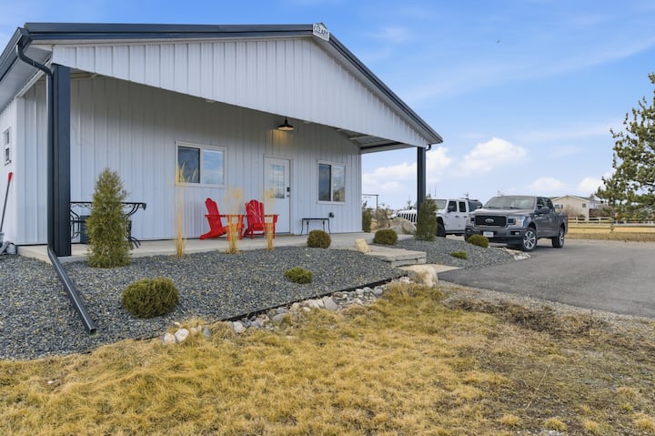 Best View In Bozeman | Front Porch Mountain Views - Four Corners, MT