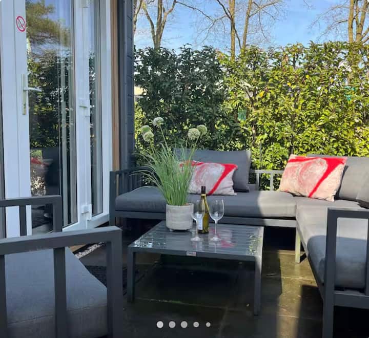 Boshuisje Jari, Een Heerlijk Huis Voor 4 Personen - Putten