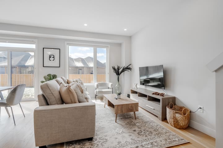 Cozylux*northlondon*10 Mins To Uwo/dt/masonville - London