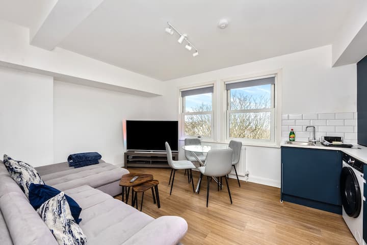 Skyline | Sea View | 2-bed Flat Near The Station - Brighton