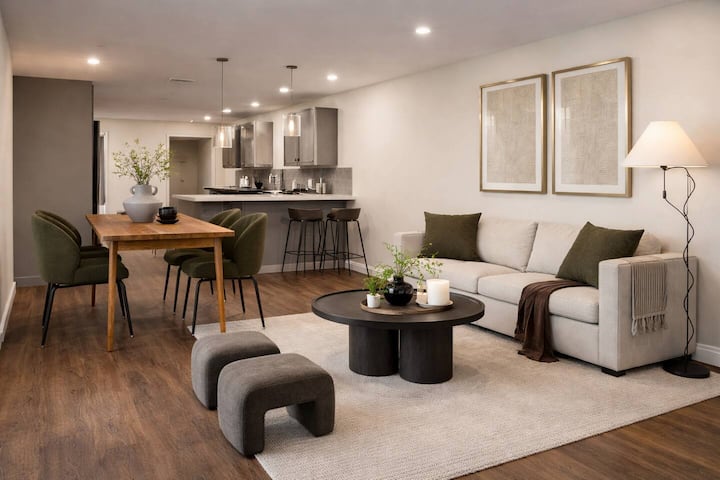 Spacious 7br Home: Free Parking  9 Min To Boston - Massachusetts