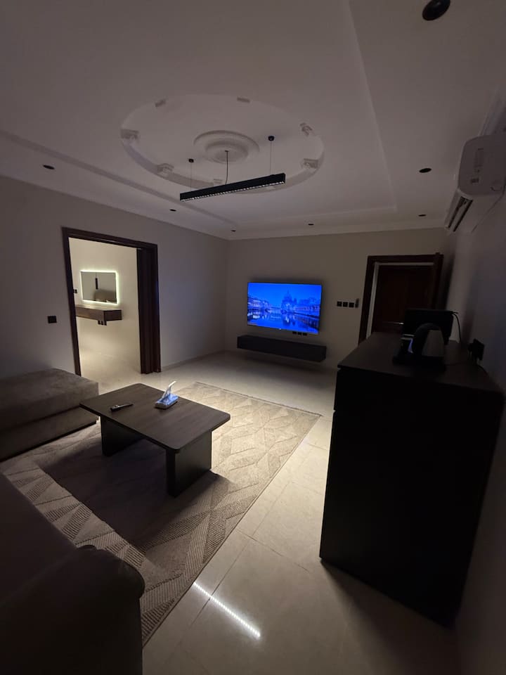 Cozy 1br | Quiet & Prime Location - Jeddah