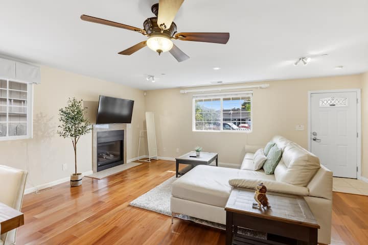 Bright 4br Redwood City | Pet-friendly E#42552 - Palo Alto, CA