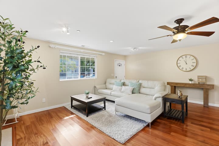 Cozy 4br Redwood City Home | Pet-friendly S#42552 - Palo Alto, CA