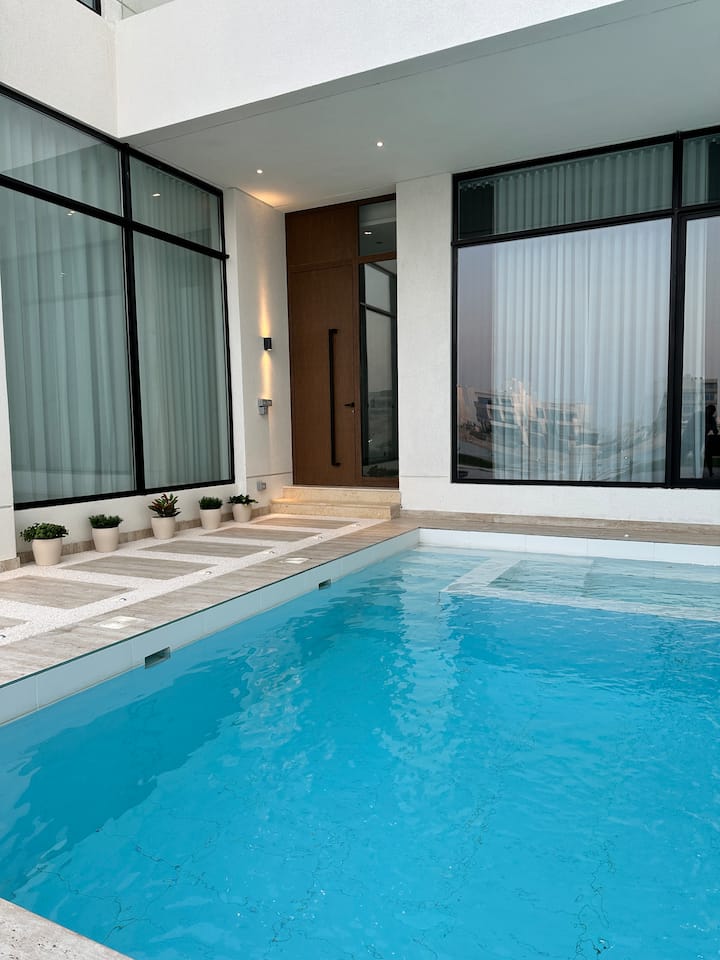 Retreat Beach House (Family’s Only) - Kuwait