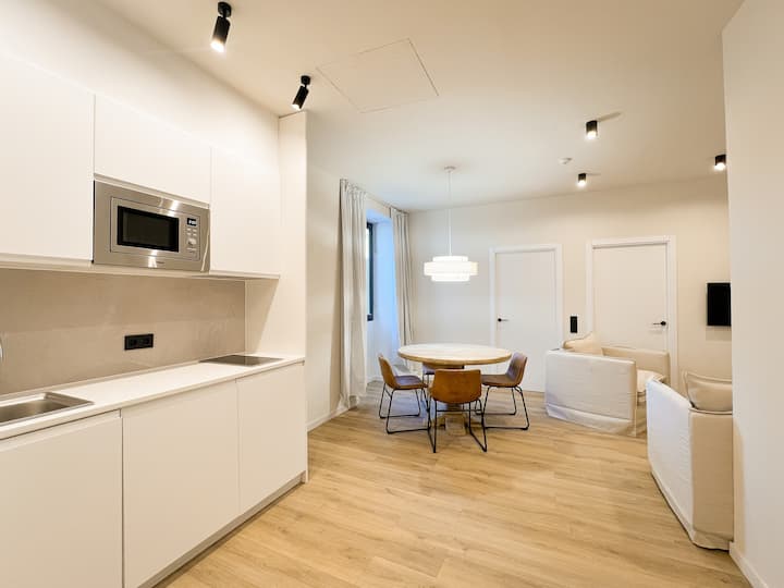 Salon Suites - Apartamento Cuádruple - Tremp