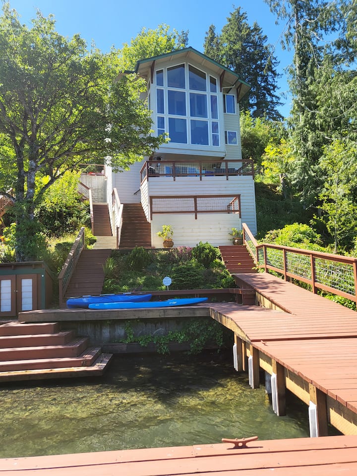 Lake Sutherland Lakefront Home - Lake Crescent, WA