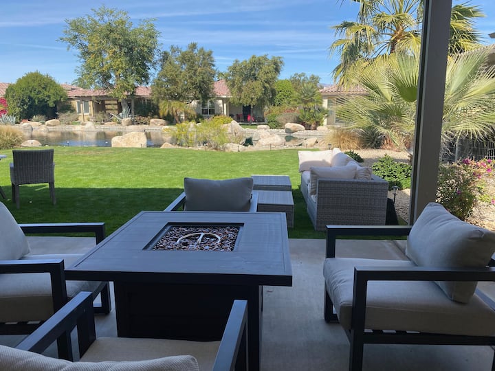 Lakeside Home Gated Golf Course Community - La Quinta, CA