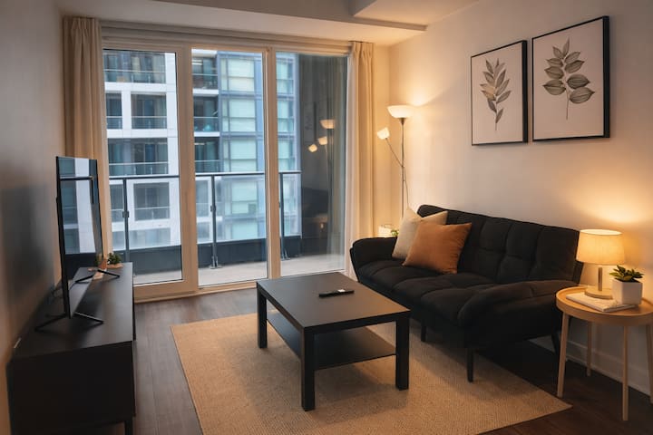Downtown 2br Condo Sleeps 4 Walk To St Lawrence - Toronto