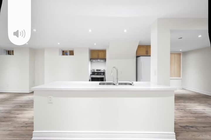 Fully Renovated Basement - Bradford, ON, Canada