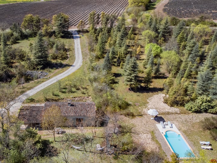 Maison De Vacances Simple Avec Piscine Privée. - Montcuq
