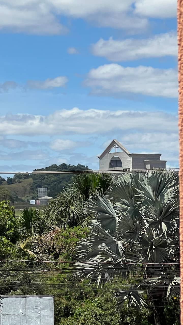 Ap 2/4 C 1 Suíte, Próx Santuário Divino Pai Eterno - Trindade