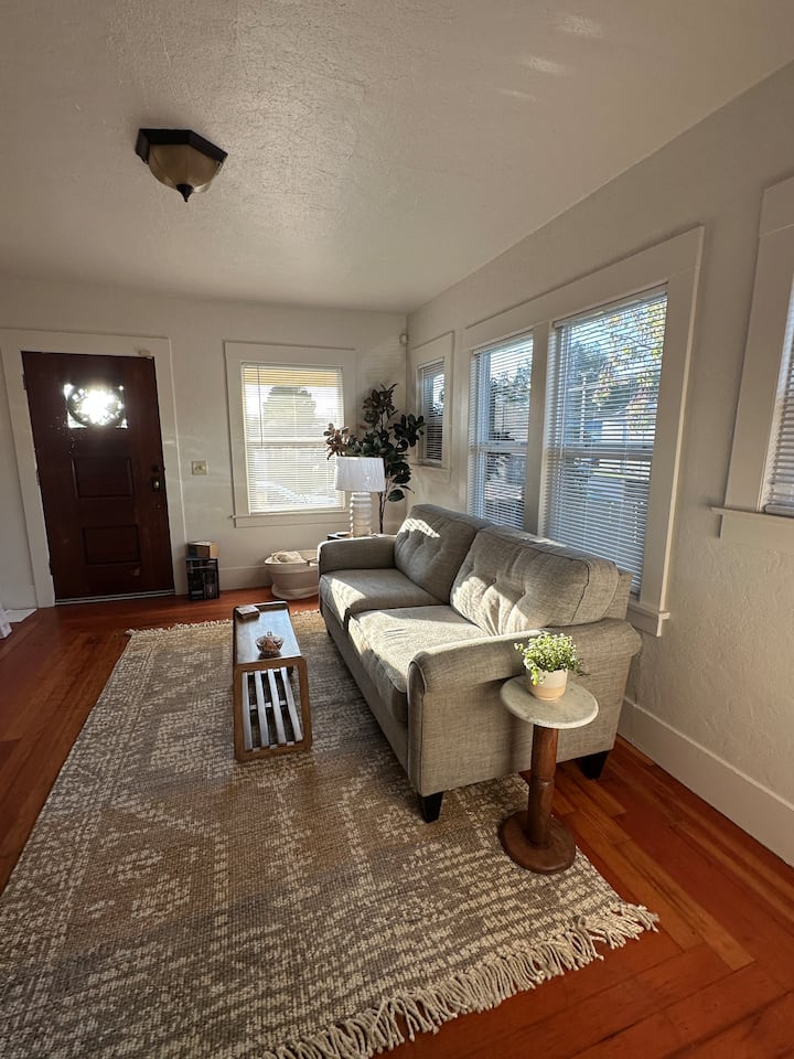 Centrally Located Coastal Craftsman - Eureka, CA