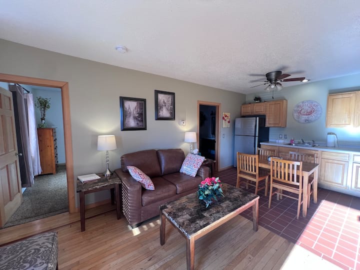 Effie Building Unit D - Duluth, MN