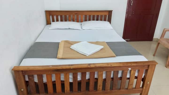 Welcome To Our Comfortable Home Stay Located Very - Guruvayur