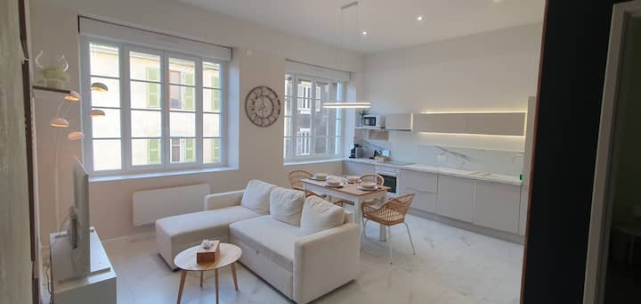 T3 Luxe Centre-ville • Proche Genève • Tout éQuipé - Bellegarde-sur-Valserine