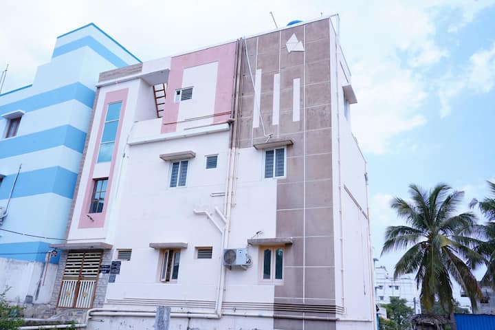 Amadeus Luxury Stay - Salem