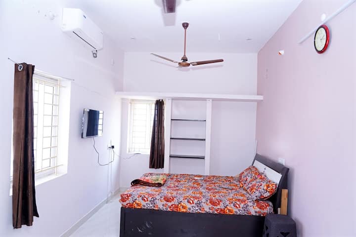 Amadeus Luxury Stay - Salem