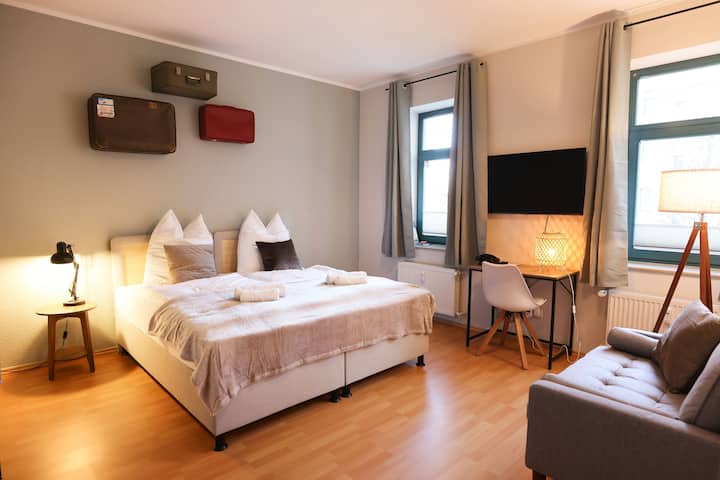 Stilvoll Wohnen Im Ruhigen Hinterhaus - Salt - Weißenfels